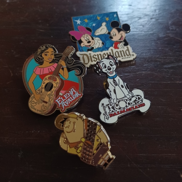 Disney | Accessories | Walt Disney Enamel Pin Animated Character ...